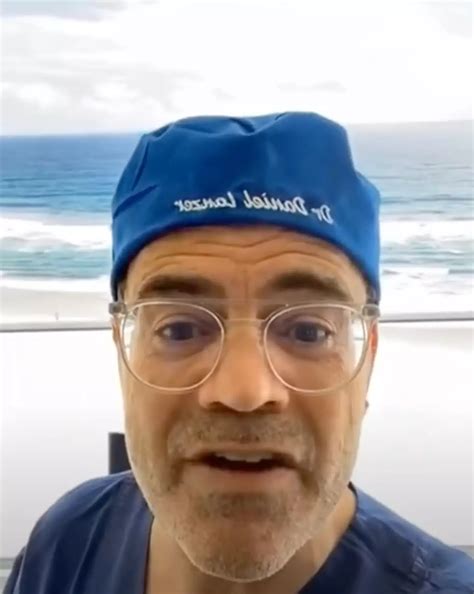 Cosmetic Surgeons Slammed Over Leaked Whatsapp Messages About Lady Gagas Neck Celebrity