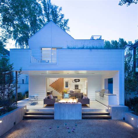 Aspen Home By Rowland Broughton Takes Cues From Historic Neighbours