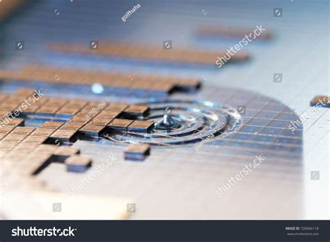 Close Ejector Needle Silicon Die Silicon Foto De Stock 726066118