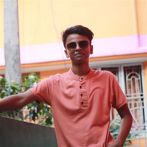 𝙊𝙩𝙝𝙚𝙡𝙡𝙤 Subhasis 54 On Threads