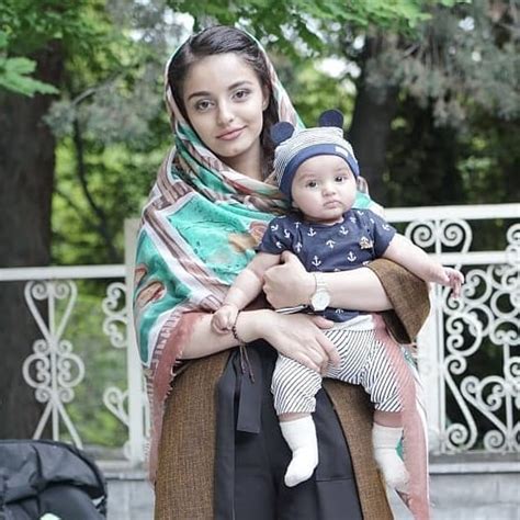 دلارام خسروانی کیست بیوگرافی دلارام خسروانی و همسرش