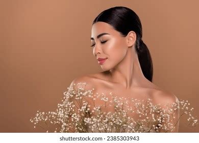 Femme Nue Pubis Poil Photos De Stock 4 175 Images Shutterstock