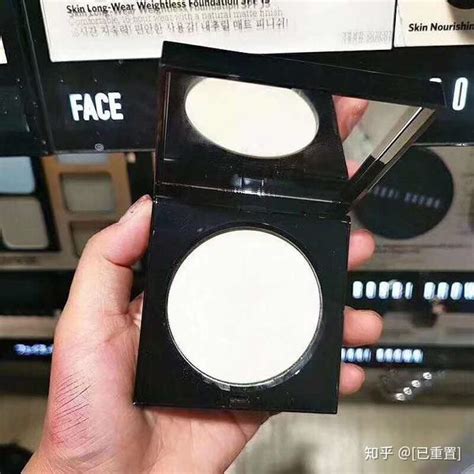 Bobbi Brown 芭比布朗 羽柔蜜粉饼 控油定妆粉 干粉饼 持久清新、轻透无痕的蜜粉饼！ 知乎