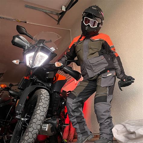 Kelsey Cairns Youtube