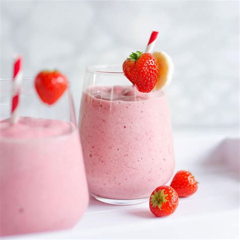 Strawberry Banana Smoothie Milkshake Recipe