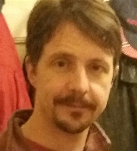 Simon Clulow Counter Tenor Short Biography