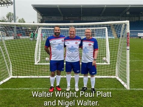 Seniors Easingwold Town Football Club