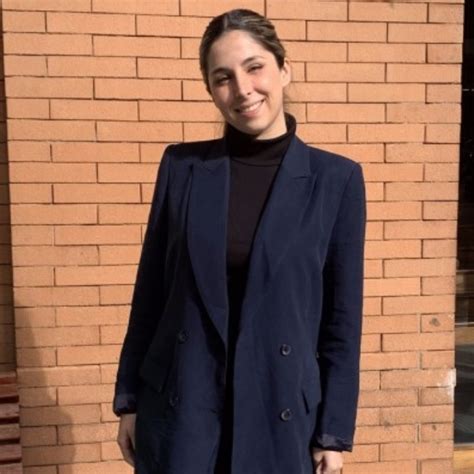 Valentina Rojas Fuentes Community Manager Super Linkedin