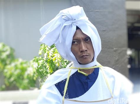 Rian Tersangka Pencabulan Sumpah Pocong Resmi Ditahan