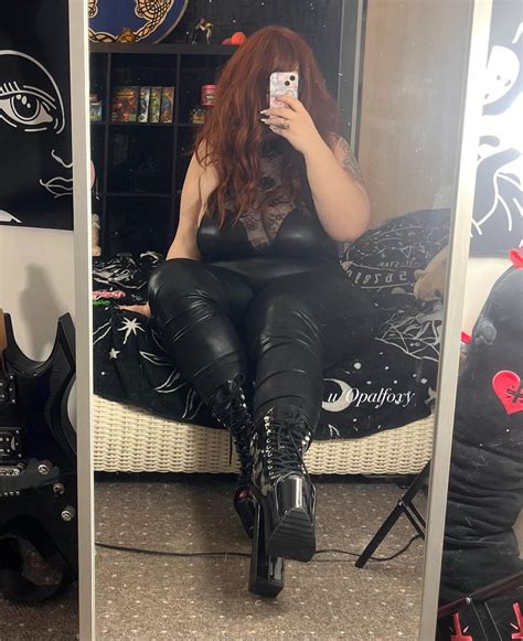 Hello 💕 Your Girly Is Getting Her „other Lips“ Pierced Tomorrow Wish