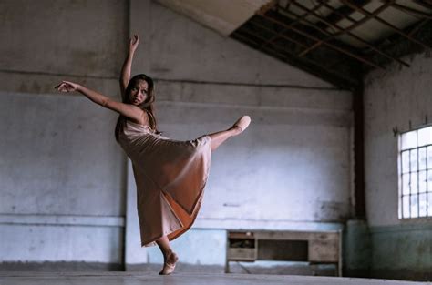 Woman Dancing At Funeral Sparks Online Debate