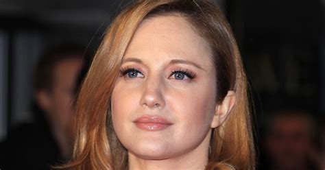 Andrea Riseborough English Actress Andrea Louise Riseborough Biography Hollywood Celebrity