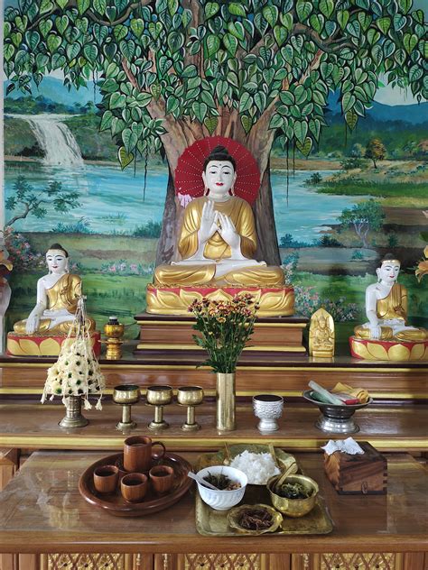 ဇလပ်နီ လက်ဖက်နှင့်ပဲနှစ်ပြန်ကြော် လက်လီလက္ကားရောင်းဝယ်ရေး Added A New