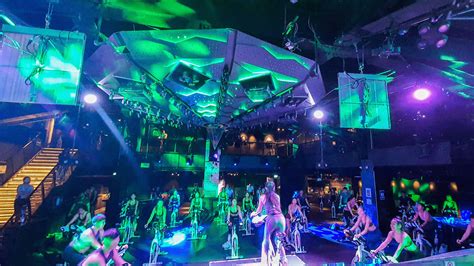 Zouk Singapore A Closer Look At One Of The Worlds Best Clubs