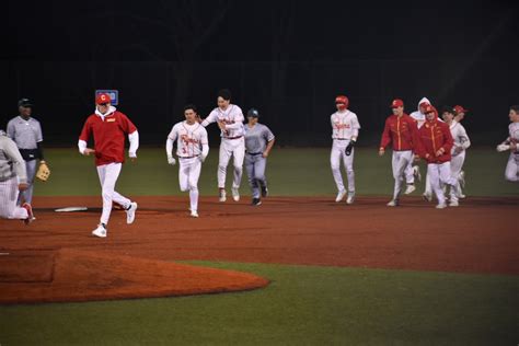 Game Recap Danny Anicito Hits Walk Off Single In 10th For Dramatic