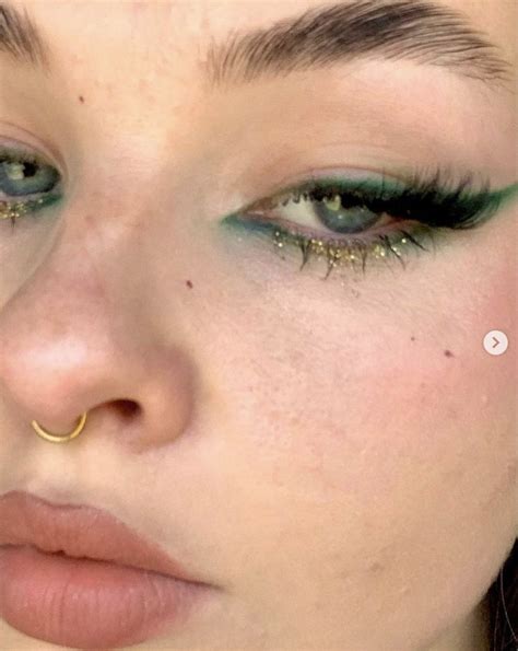 Pin By Zeys Page On Makeup Ideas Eye Makeup Edgy Makeup Dope Makeup