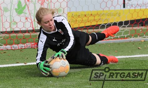 Anna Lisa Metzner Trifft Dreifach Für Den Svb Sportgasm