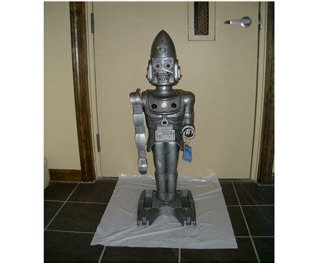 Big Loo Marx Prototype Robot Talk Alphadrome Home Of The Robots
