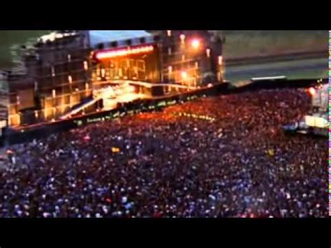 Acdc Thunderstruck Live At Donington Youtube