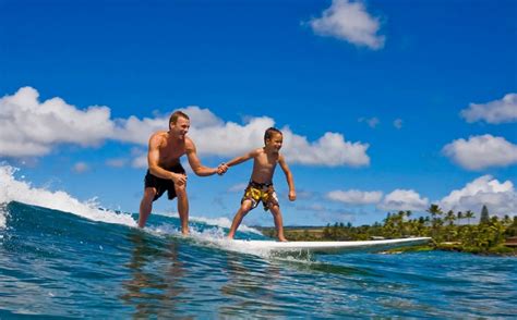 Pesona Pantai Lembeng Pasir Hitam Yang Menyimpan Keindahan