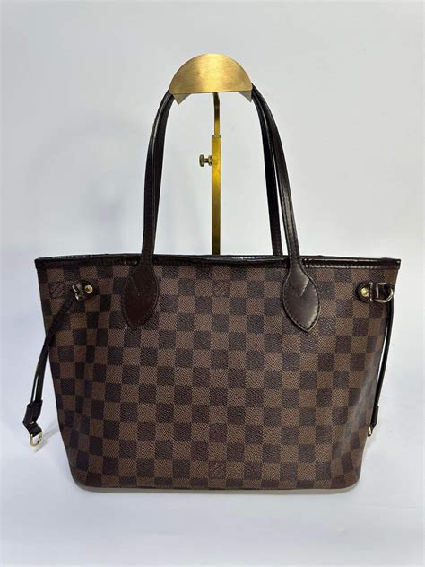 Neverfull Small Louis Vuitton Luxury Bags And Wallets On Carousell