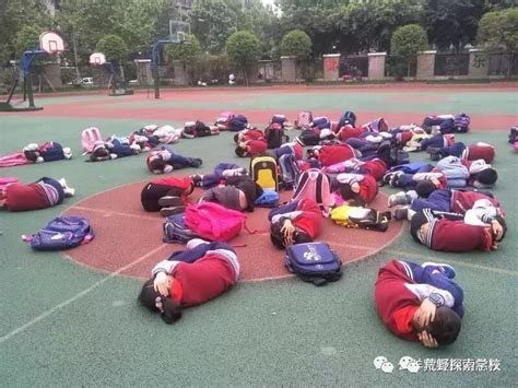 倡议书 ┃ 安全社区共建网络 做妇女儿童的安全守护者 搜狐大视野 搜狐新闻