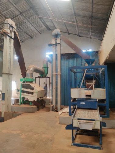 Semi Automatic Painted Groundnut Processing Plant Three Phase 3 Tpd
