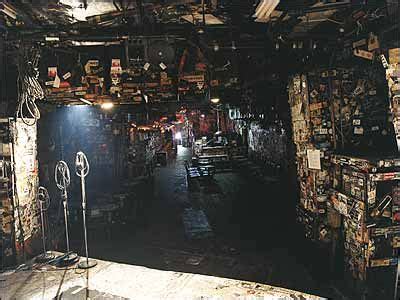 Cbgb Punk Rock Music Venue Cbgb Interior Cbgb 70s Cbgb Aesthetic