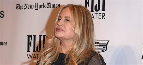 Jennifer Coolidges Best Sex Came With Some Mom Drama