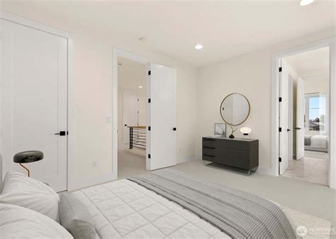 1035 159th Pl Se Bellevue Wa 98008 Redfin