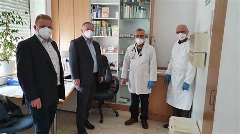 Nicht Mobile Menschen Wurden Im Markt Maßbach Erstmals Vor Ort Geimpft