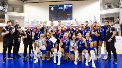 Мира Паскова и Бекешчаба грабнаха бронза в Унгария