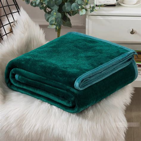 Microfiber Blanket Plain Color Blanket Super Soft Warm Plush Blanket