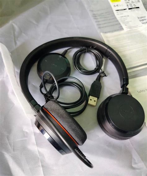 Jabra Noise Cancellation Audio Headphones Headsets On Carousell