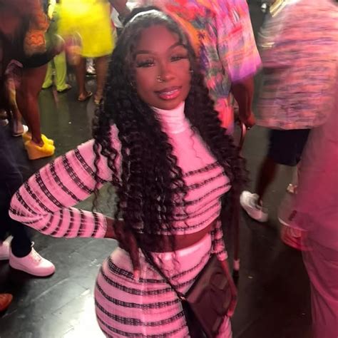 🥀tiamya🌹 Fvcktia • Threads Say More