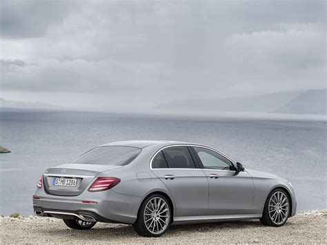 2016 Mercedes Benz E Class Revealed In Detroit Auto Show Drivearabia