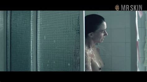 Libby Munro Nude Naked Pics And Sex Scenes At Mr Skin