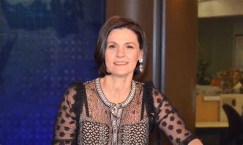 Vdes Gazetarja E Zërit Të Amerikës Rudina Dervishi Kosova Sot