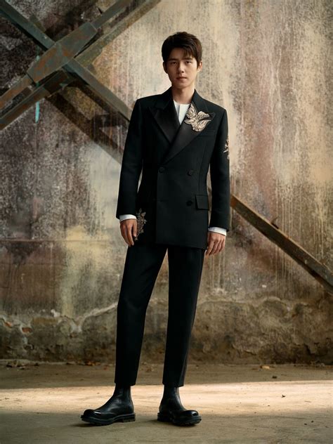 Alexander Mcqueen中国品牌代言人刘昊然