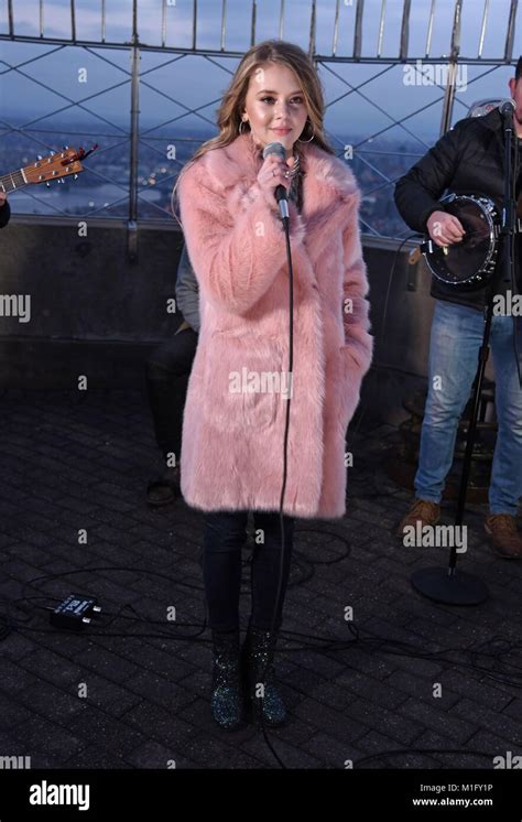 New York Ny Usa 30th Jan 2018 Tegan Marie On Location For Tegan