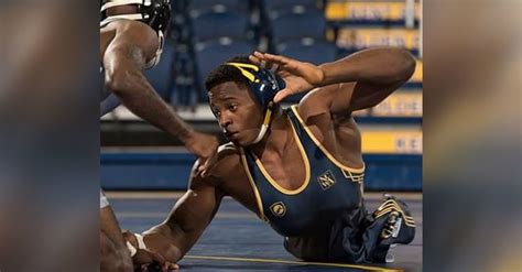 Zion Clark Is A College Wrestler Who Doesnt Have Legs Inspiremore