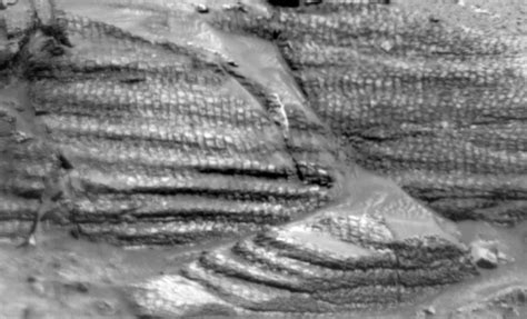 Nasas Curiosity Rover Makes Unprecedented Geological Discovery On Mars