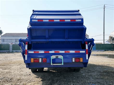 Sinotruk Garbage Compactor Truck 4x2 Buy Product On Sinotruk Huawin