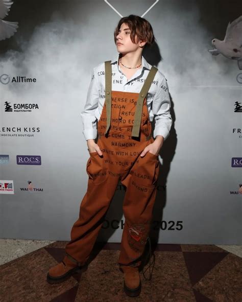 Egor Schwarlis Model Fashion Influencer Model Egor Schwarlis