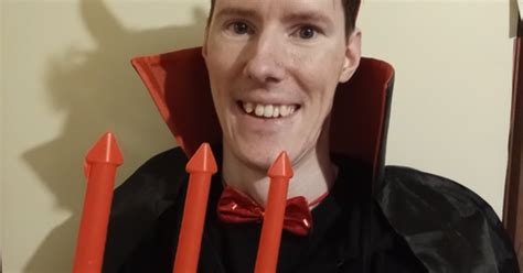 Dressing Up As The Devil Again After 20 Years Girlsaskguys