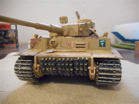 Wwii Tiger I Tank Winterior Plastic Model Military Vehicle Kit 1