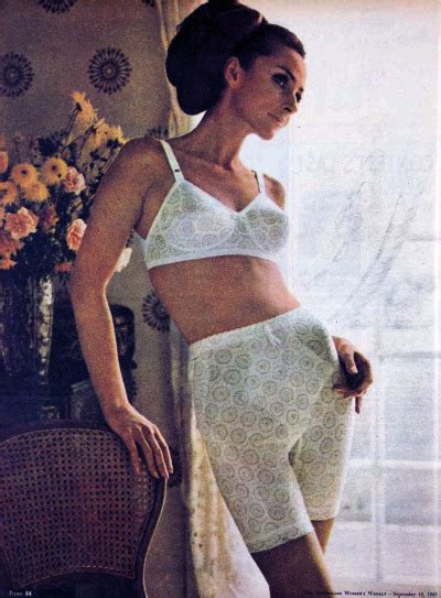 1968 Lingerie Tumbex
