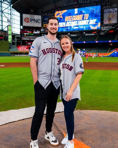 Kyle Tuckers Wife Samantha Goes Down Memory Lane And Looks Back At His