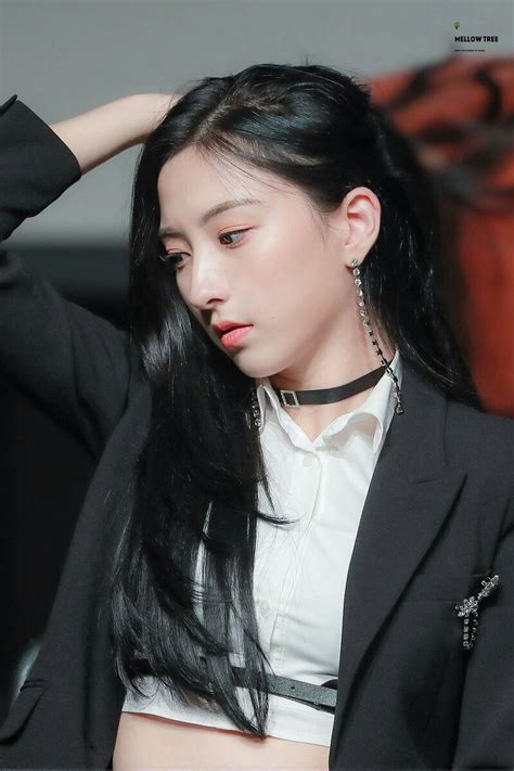 Eunseo Selebritas Wanita Mode Wanita