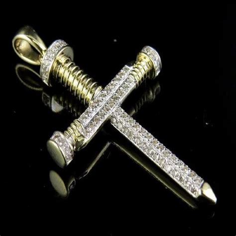 Round Classic 10k Yellow Gold Unisex Pendant With 03 Ct Diamonds 30